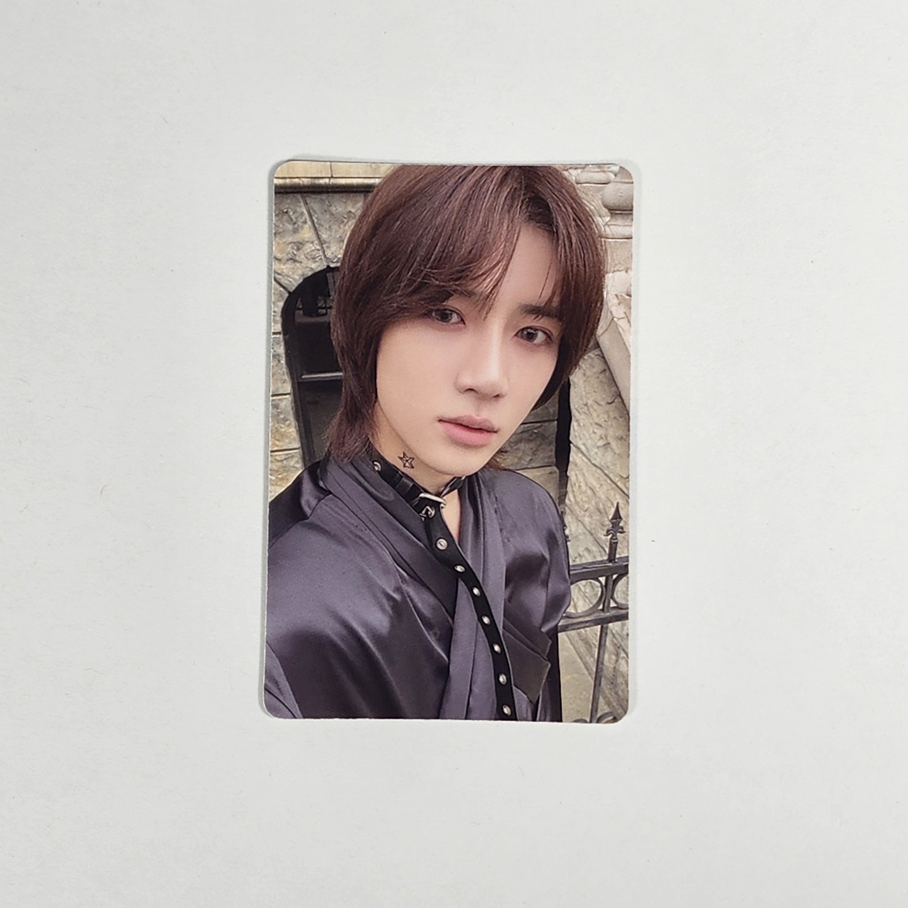 TXT | THE NAME CHAPTER : FREEFALL [Weverse Albums Ver. Photocards] – pluedo